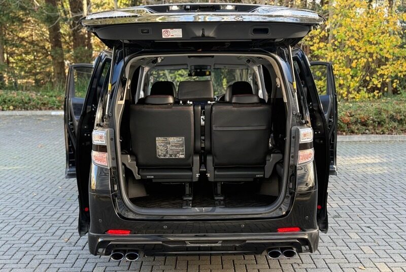 Toyota Vellfire Golden Eyes 2 - 2014 - South Coast Jap Autos