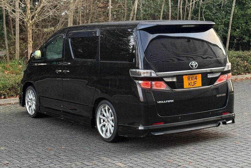 Toyota Vellfire 2014 Golden Eyes 2 - South Coast Jap Autos